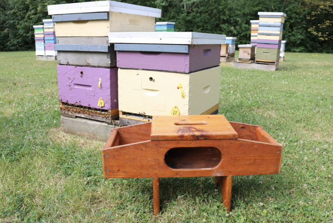 Hive Stool - Honey Bee Research Centre