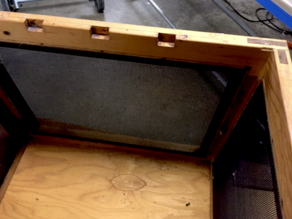 Bulk Bee Box at the HBRC - Honey Bee Research Centre