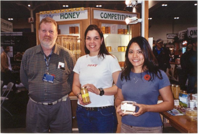 Donor Spotlight: Keith Forsyth – Honey Bee Research Centre